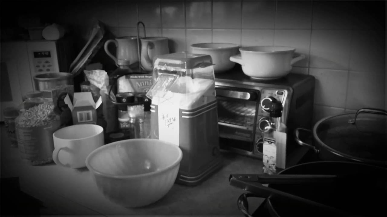 Popcorn disaster - YouTube