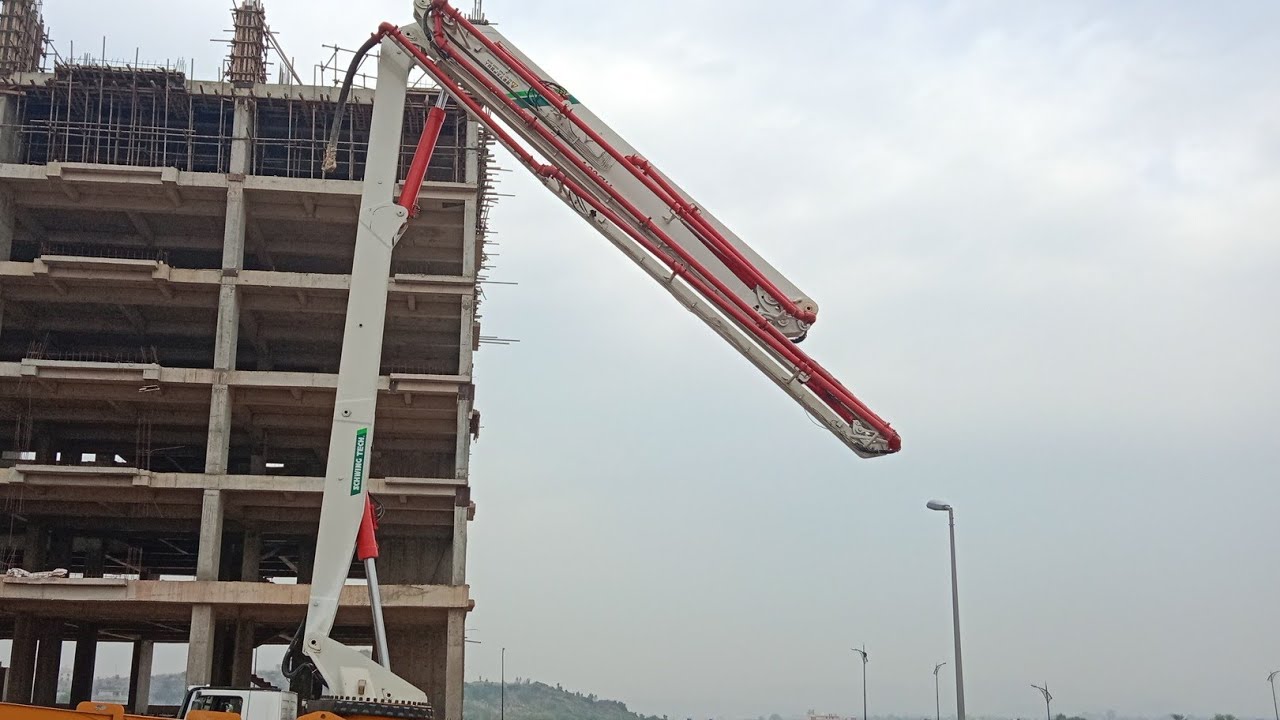 Schwing 48M³ pump working for slab concrete - YouTube
