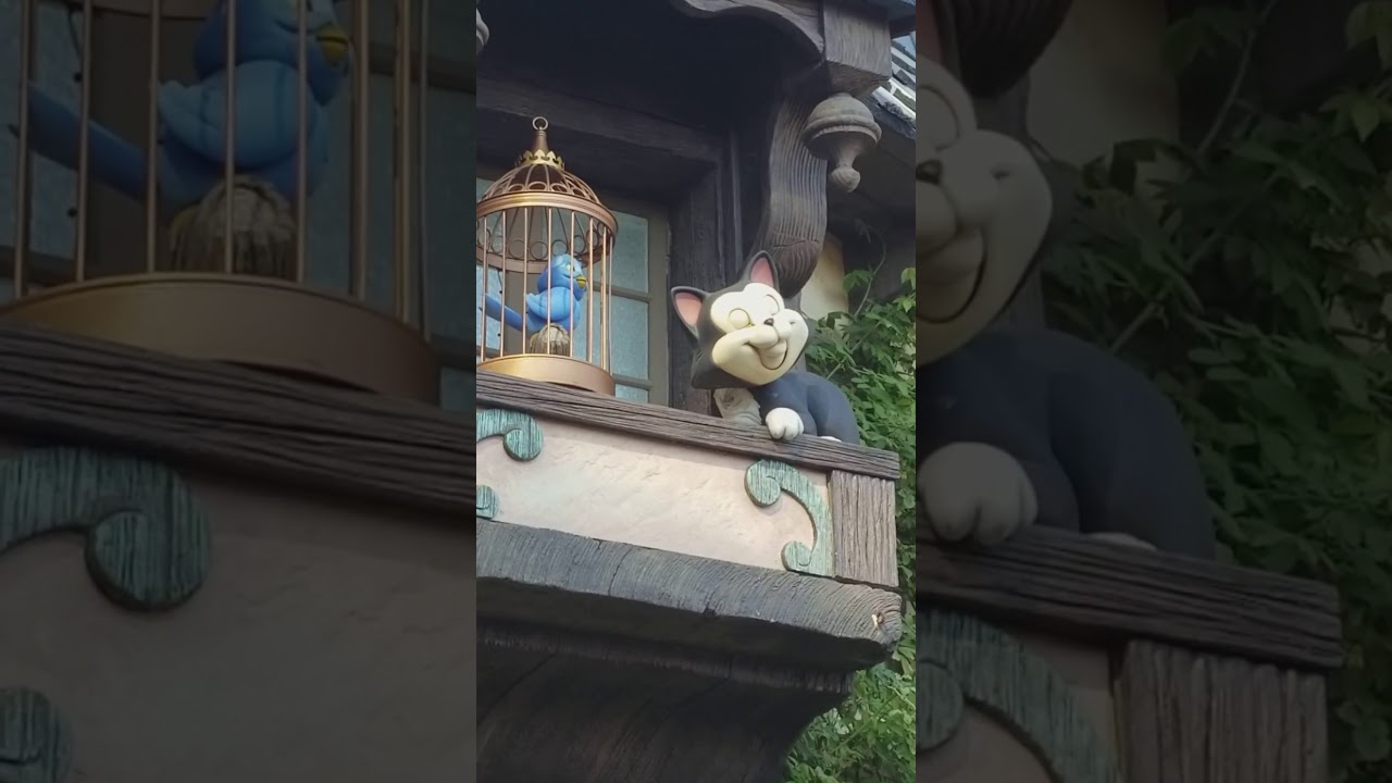 Animatronics Study of Figaro & bird from Disneyland's Fantasy Faire ...