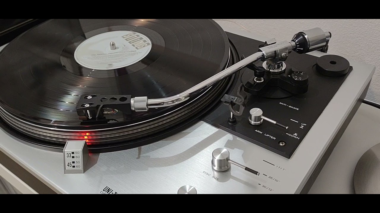 Hitachi PS 58 TOP Turntable - YouTube