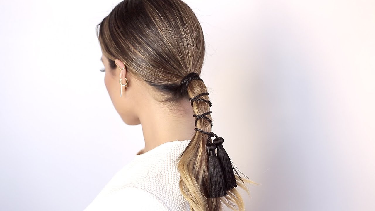HOW TO: Pony Tail With A Twist - YouTube