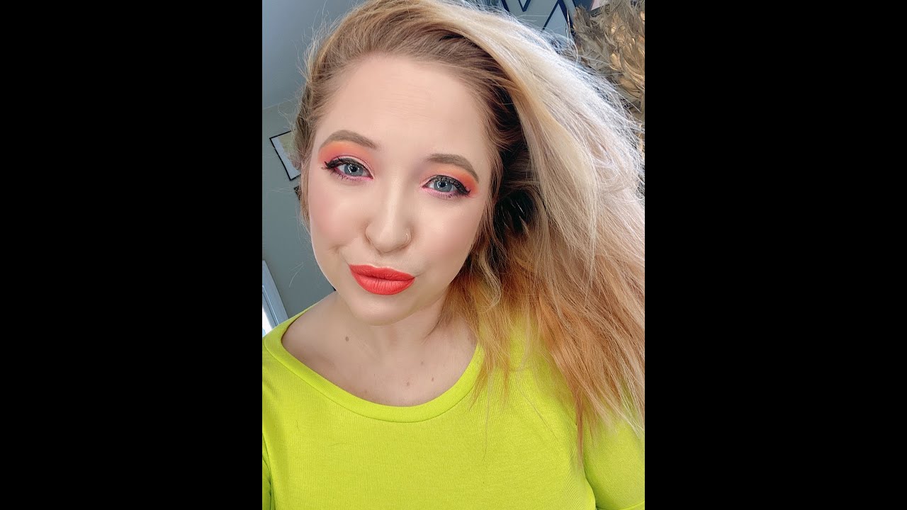 My first very awkward makeup video! - YouTube