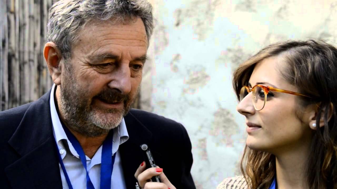 RAVELLO LAB 2013 - Intervista a Massimo Zucconi - YouTube