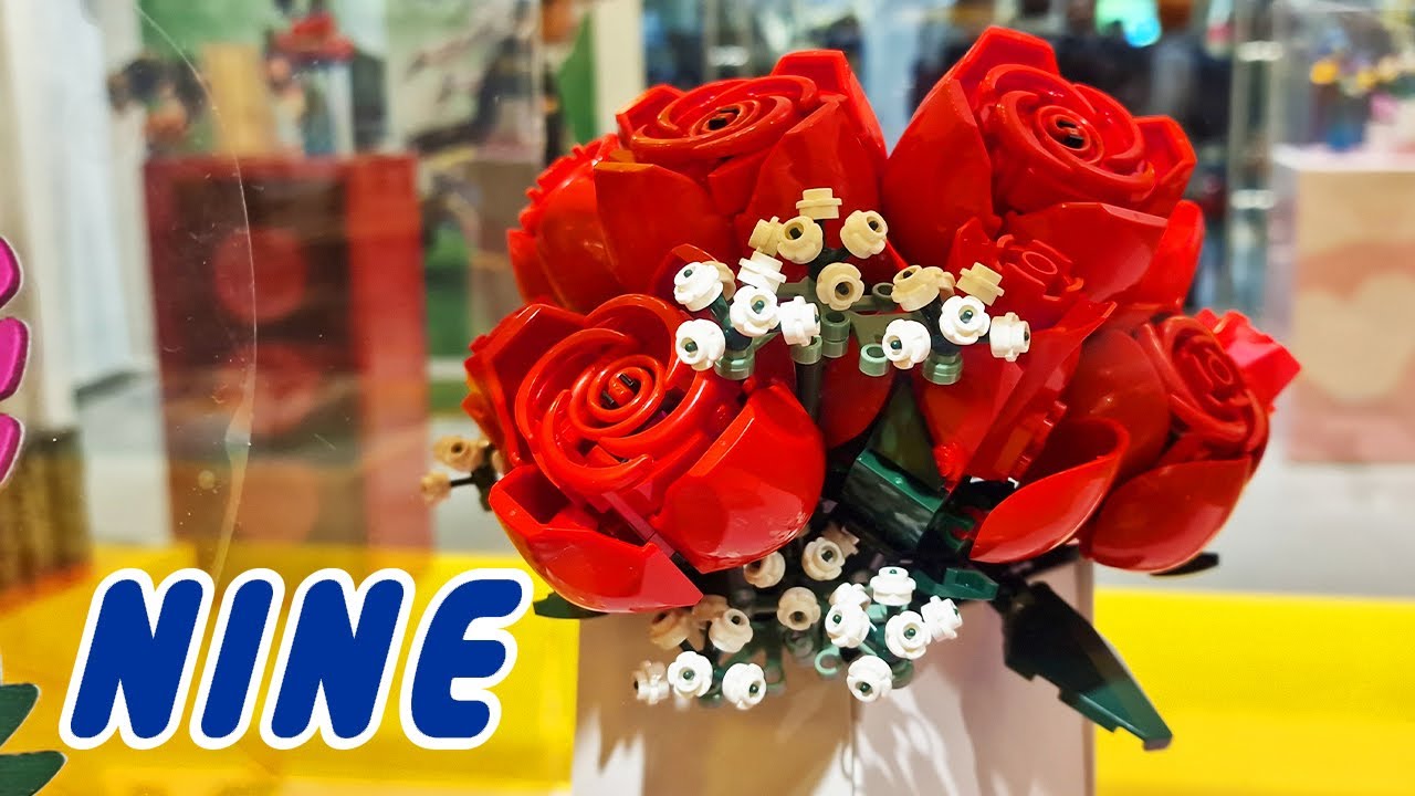 LEGO Bouquet of roses (10328) - first look - YouTube