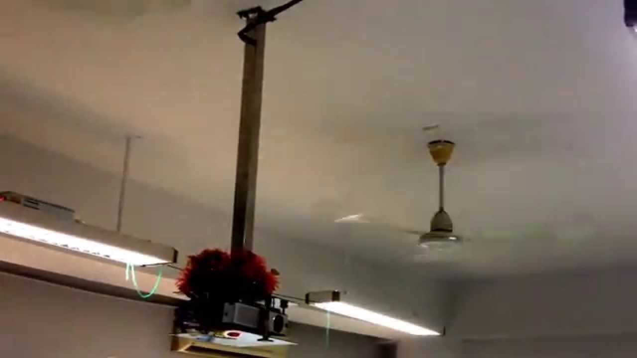 SMC K56 industrial ceiling fans in a primary classroom FULL VIDEO - YouTube