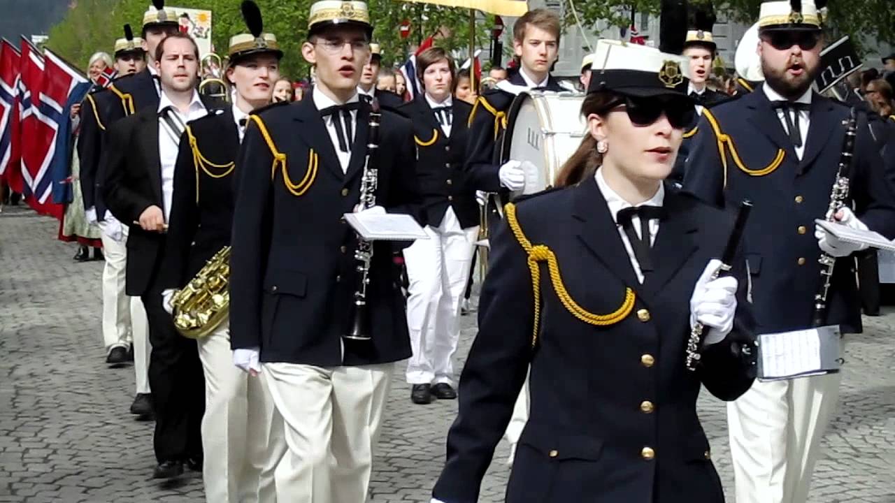 Children's parade on 17 May in Trondheim, Norway - YouTube