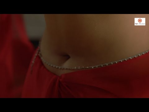 Aishwarya Rai Navel Exposing in Saree