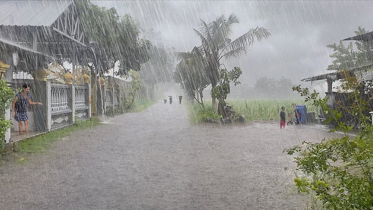 The biggest heavy rainstorm in history in the village, very heavy, the ...