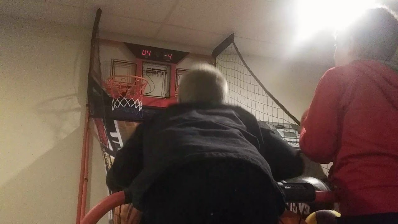 Playing best friend(basketball) - YouTube