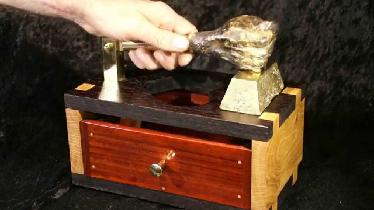 Nutcracker Hand - YouTube