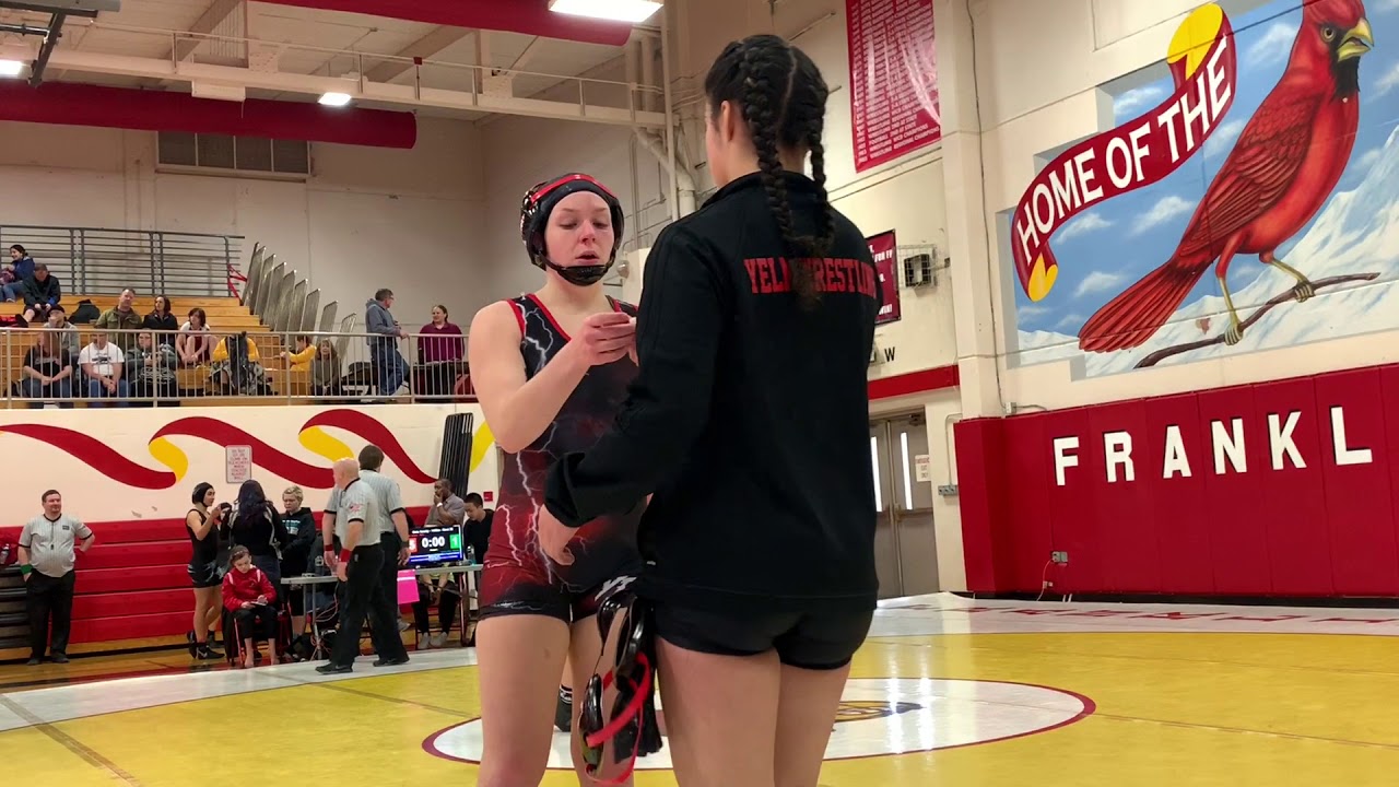 Hailey Rich vs Calli Jesmer (Yelm) - YouTube