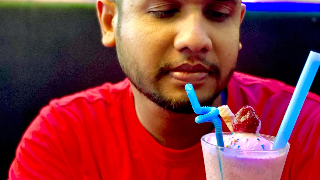 Fresh Strawberry Milkshake 🍓🍓/How To Make Refreshing Special Summer ...