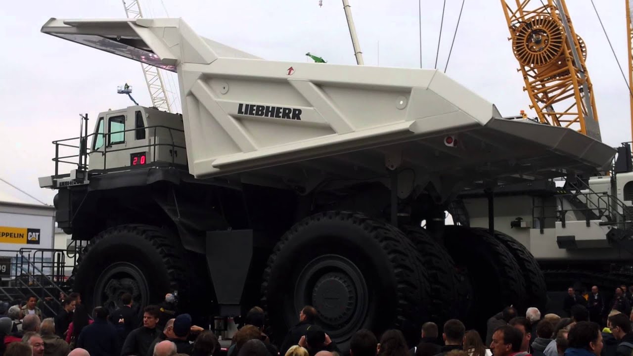 Liebherr T 264 Mining-Truck @BAUMA 2013 - YouTube