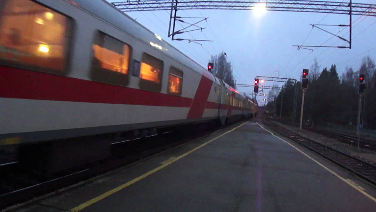 Intercity 66 hauled by Sr1-locomotive departs Kuopio railway station ...