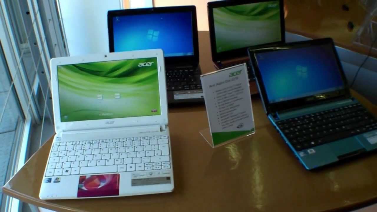 Acer Aspire One D270 Netbook Hands On (English) - YouTube