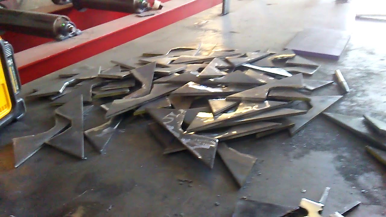 Welding up kicker plates - YouTube