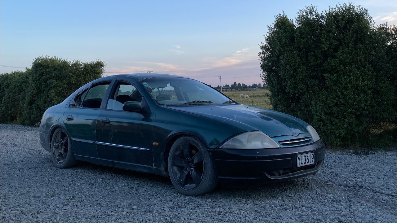 AU Falcon does a burnout - YouTube