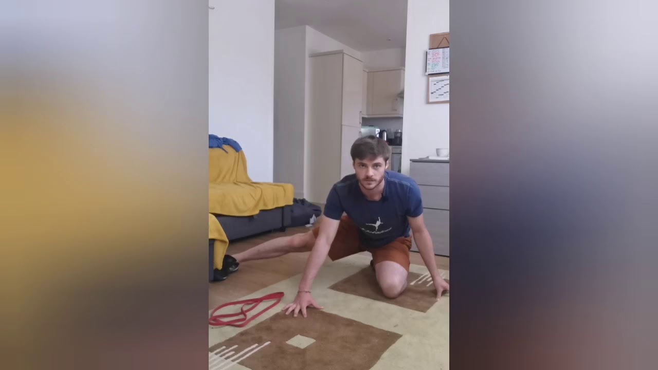 Half Frog Stretch - YouTube