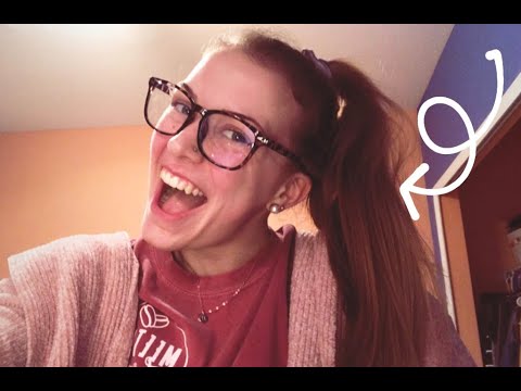 How to Put Your Hair Into a Ponytail With One Hand!!! - YouTube