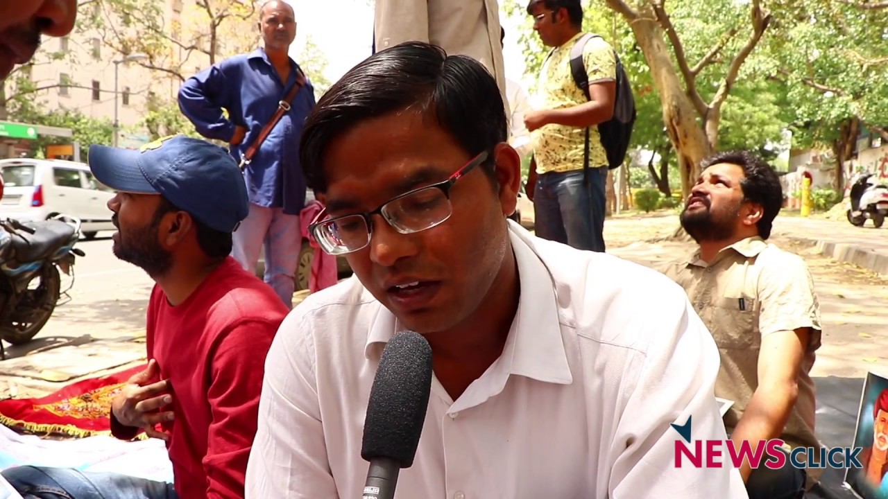 Protest Against Dilution of Reservation Policies at MHRD - YouTube