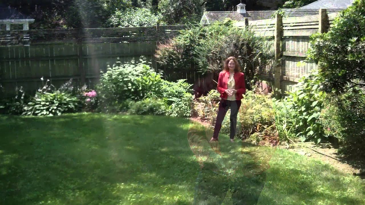 How to Walk Onto A Stage - Confident presentation skills, polished ...