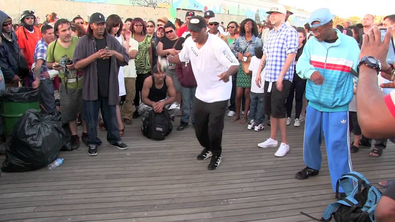 THE TRI DANCERS - YouTube