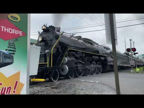 RBMN 2102 chasing from Port Clinton PA to Jim Thorpe PA with LGSR action at Jim Thorpe - YouTube