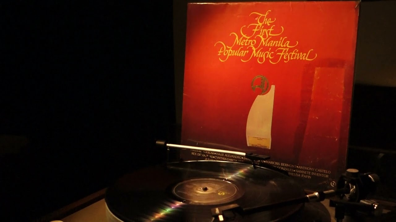 Maricris Bermont – Narito Ako Umiibig (1978) - YouTube
