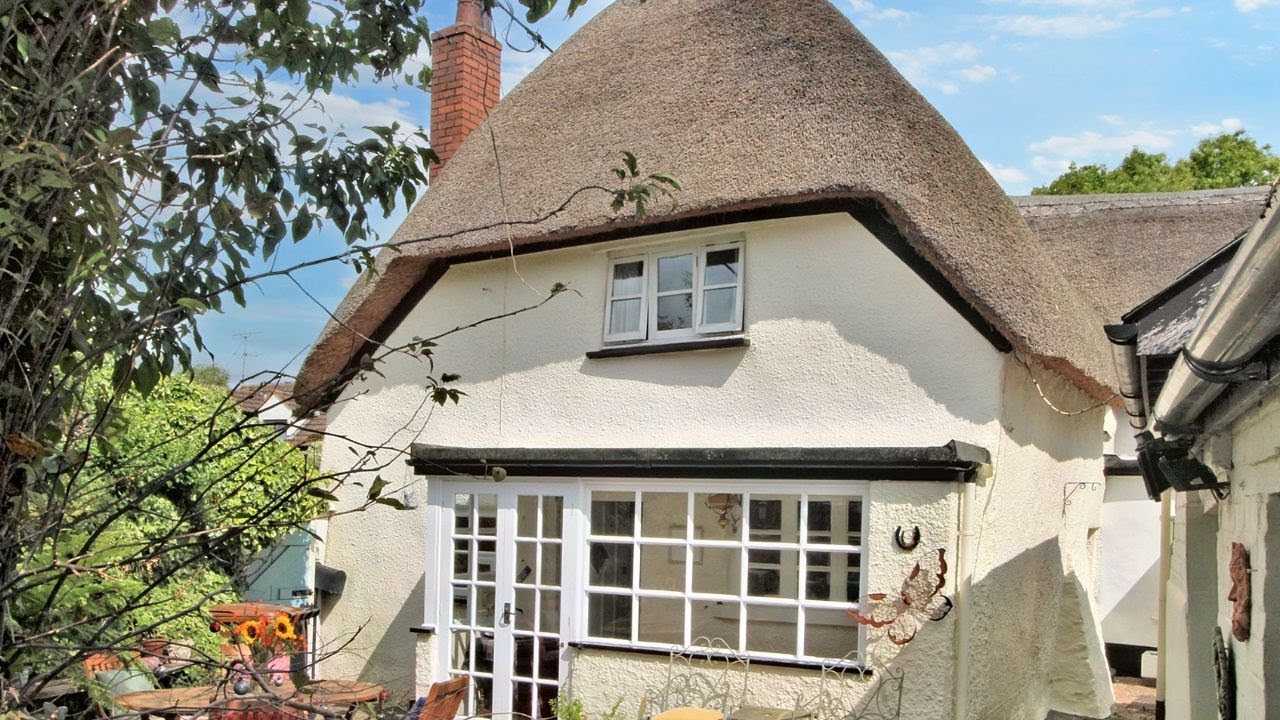 Thatch Cottage, Silver Street, Willand - YouTube