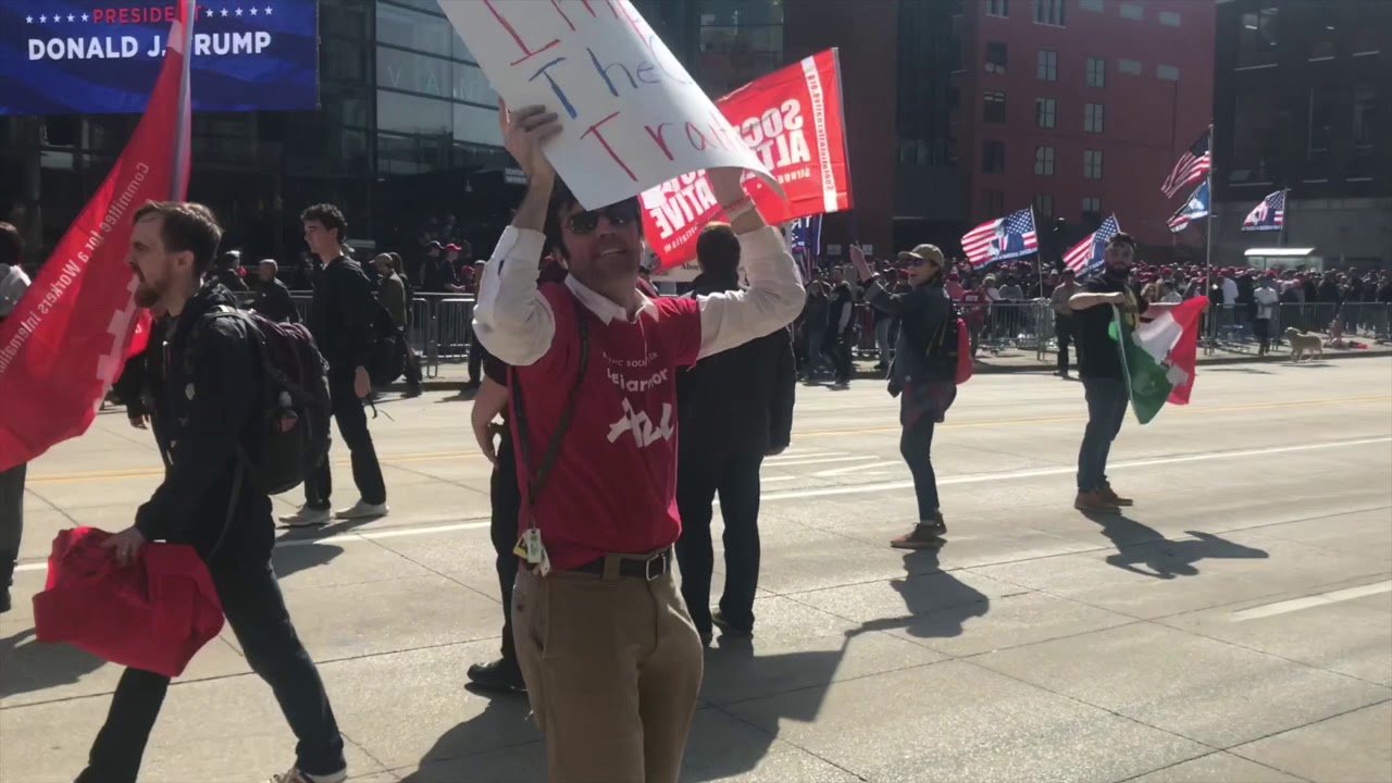 Grand Rapids Trump protest - YouTube