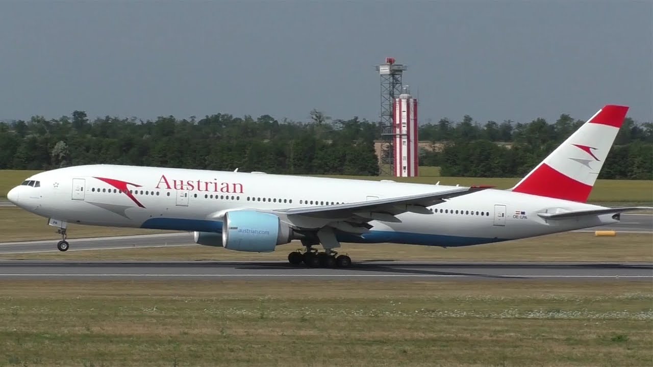 Austrian Airlines Boeing 777 takeoff at Vienna Airport | OE-LPA - YouTube