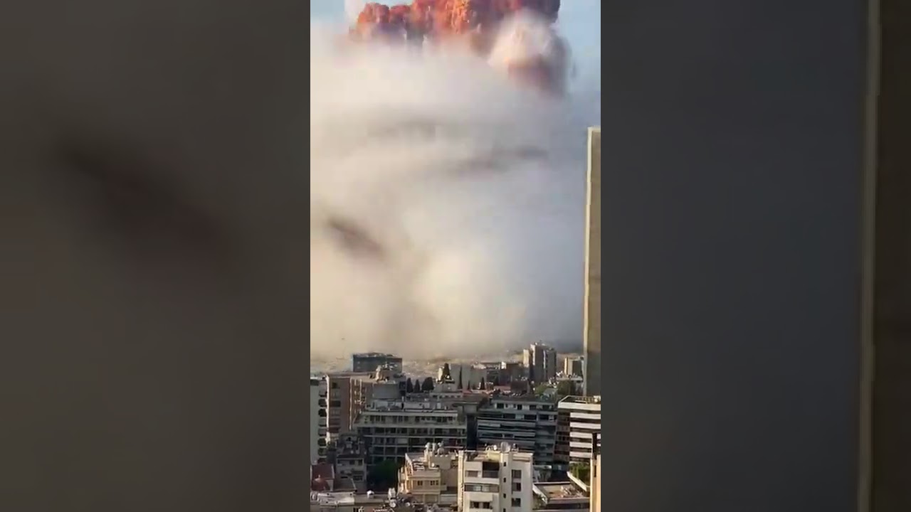 Beirut Huge Explosion 2020 - Fireworks Factory - YouTube