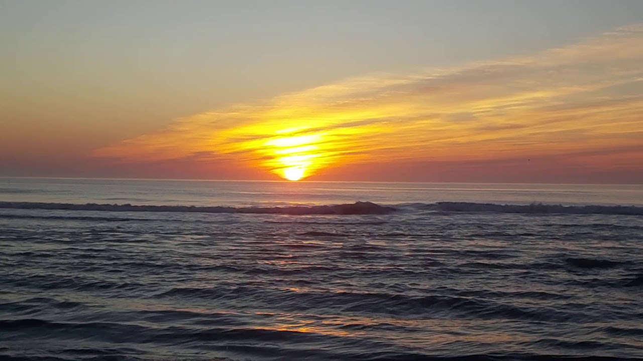 Sunrise/ Relaxing/Gentle/ Calm /Color Lit Sky/Destresser - YouTube