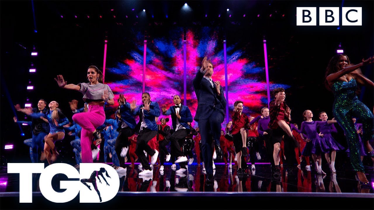 The Dance Captains and Final 8 Open the Live Challenge Show 2 | The ...