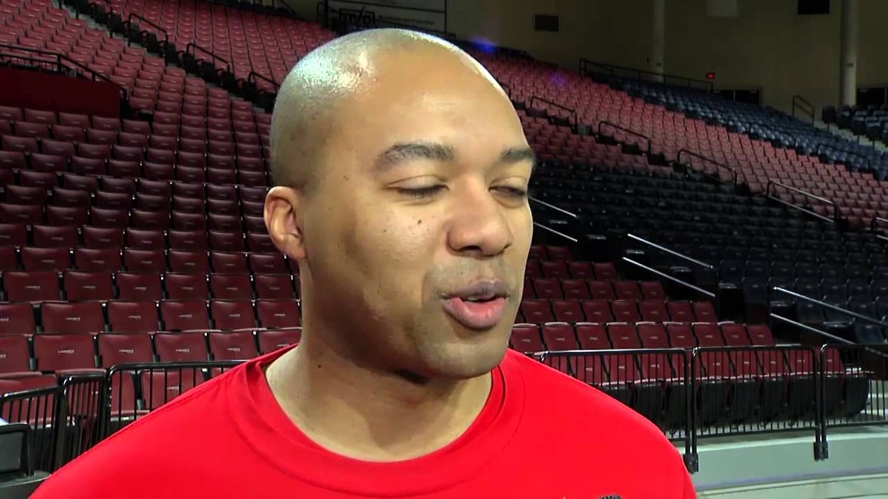 2014 Liberty Men's Basketball: Calvin Hoffman (York Report) - YouTube