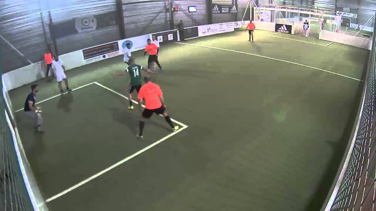 LA SELECAO 2 - 3 FC BRASILLIA: But de Manu SOARES (9 min) - YouTube