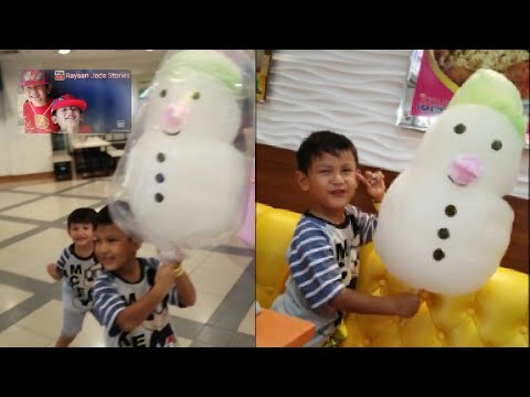 Fun for kids!! GIANT SNOWMAN cotton candy - YouTube