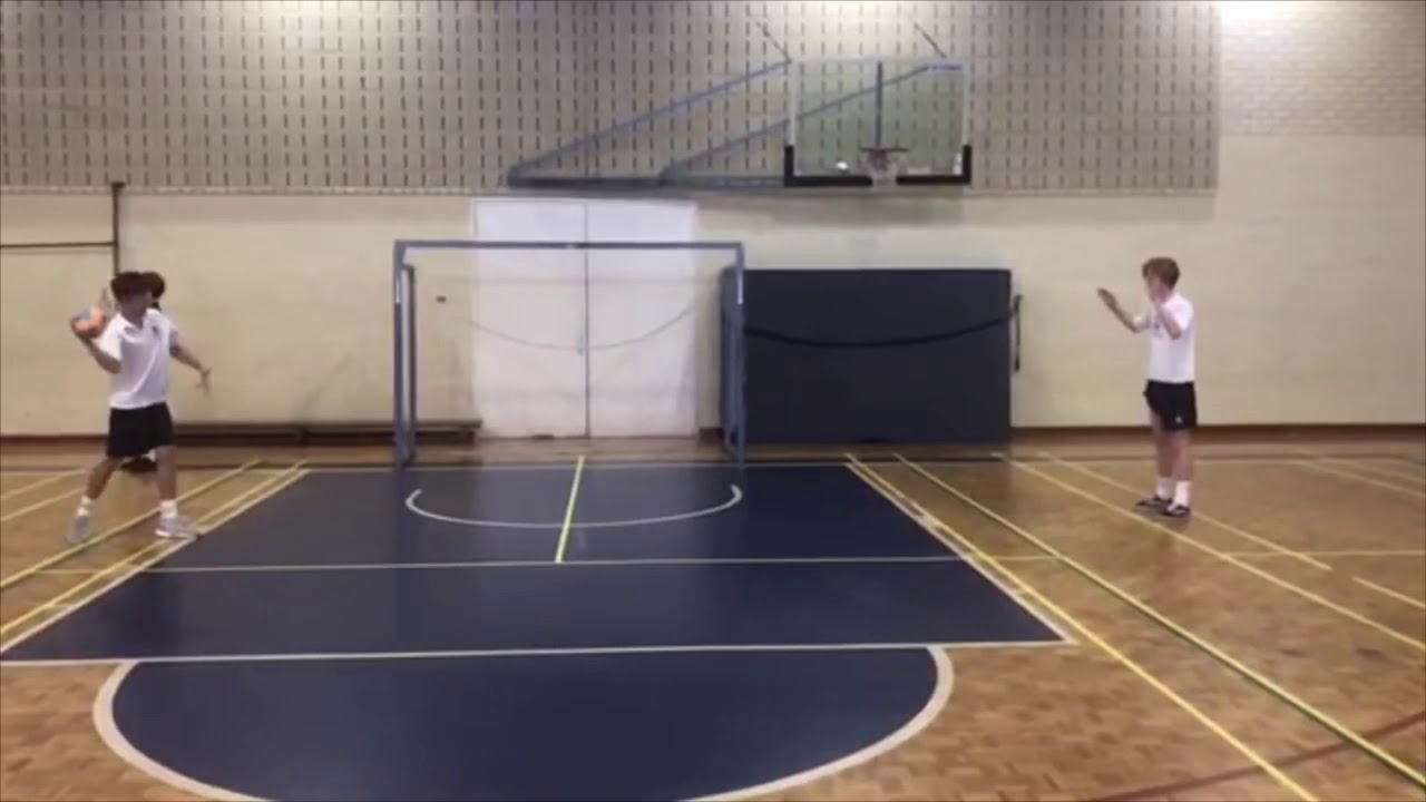 Handball Bounce Pass - YouTube