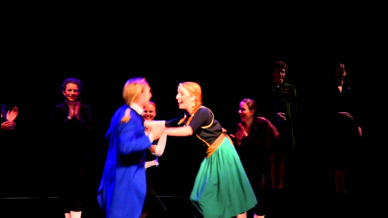 frozen 10 Liefde geeft ons ruim baan (zang Justine & Migèl) 11 Ruzie ...