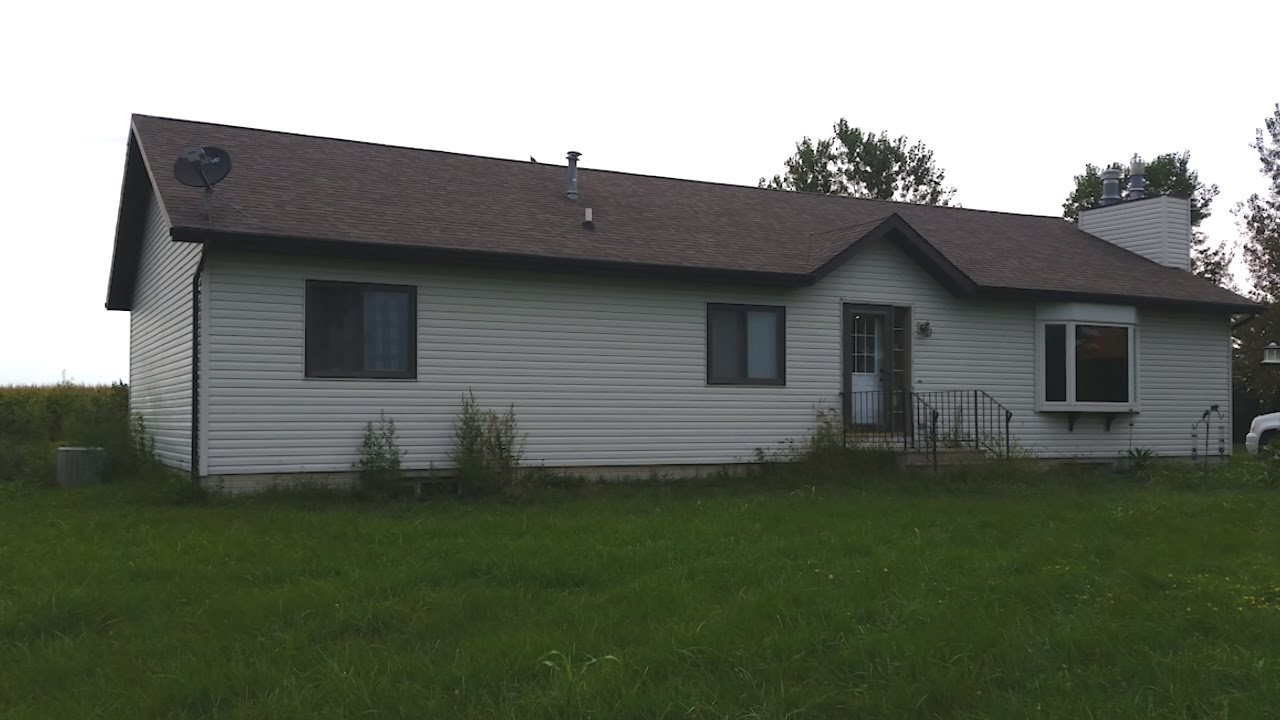 1999 Wisconsin Home - 1,680 ft.² - $89,000 - YouTube