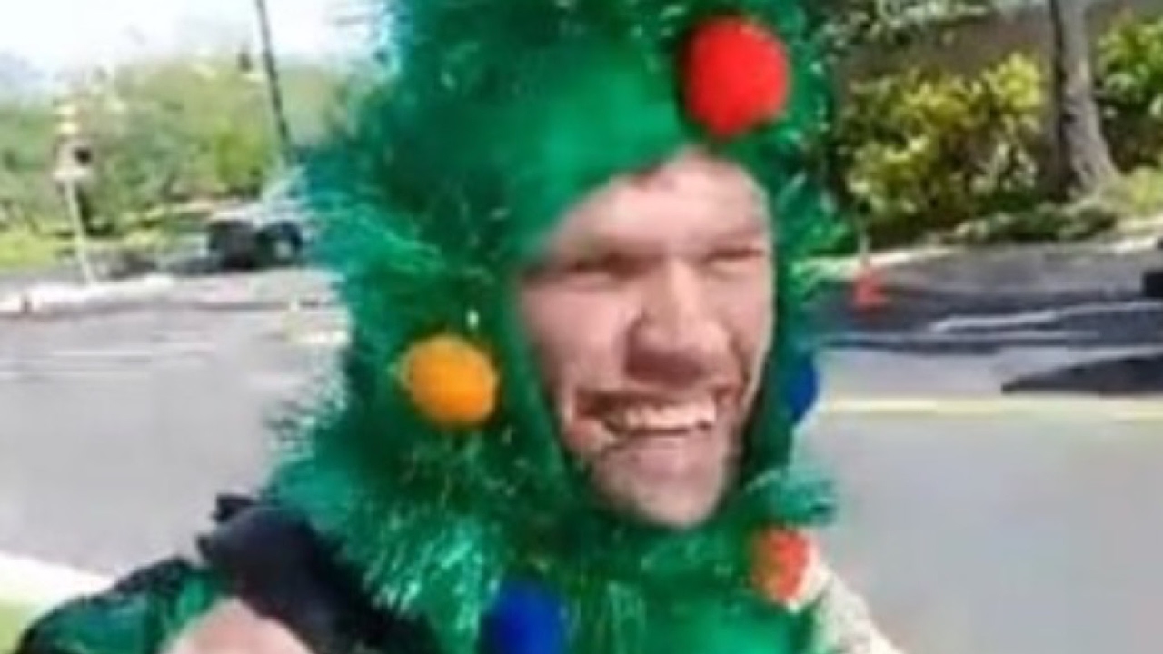 SJC CHRISTMAS STREAM 2$ TTS 3$ MEDIA - YouTube