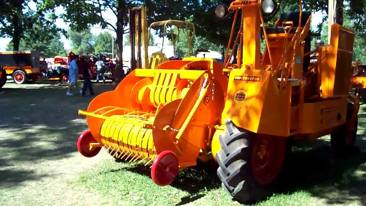 Bergman's Minneapolis Moline Uni-Tractor/Uni Balor - YouTube