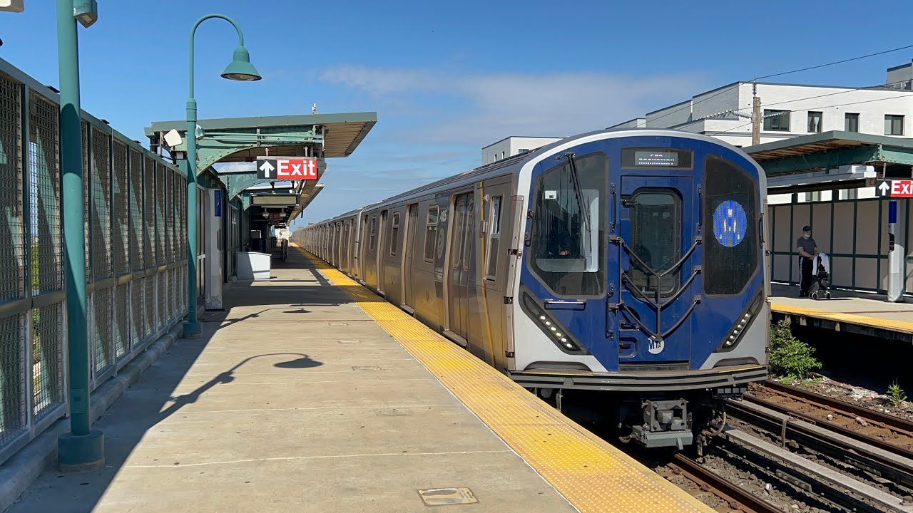 IND Rockaway Line: Bklyn and Far Rockaway bound (A) Trains @ Beach 44th ...