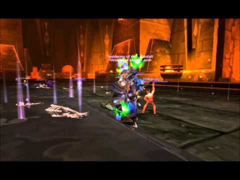 Nigthslayer and Waffleknight doing epic naked dance!