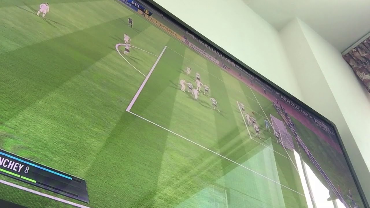 Play Fifa online with friends on PS4 - YouTube