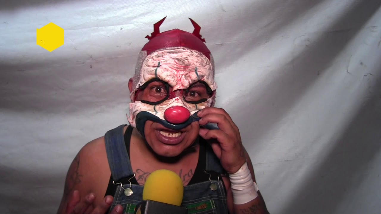 Payaso Purasanta: "Te voy a quitar la máscara, Mara" - YouTube