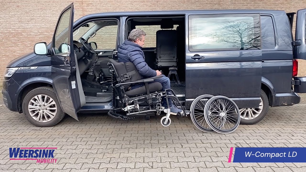 Rolstoelbus: Zelf rijden in Rolstoel (Lift: W-Compact LD) - YouTube