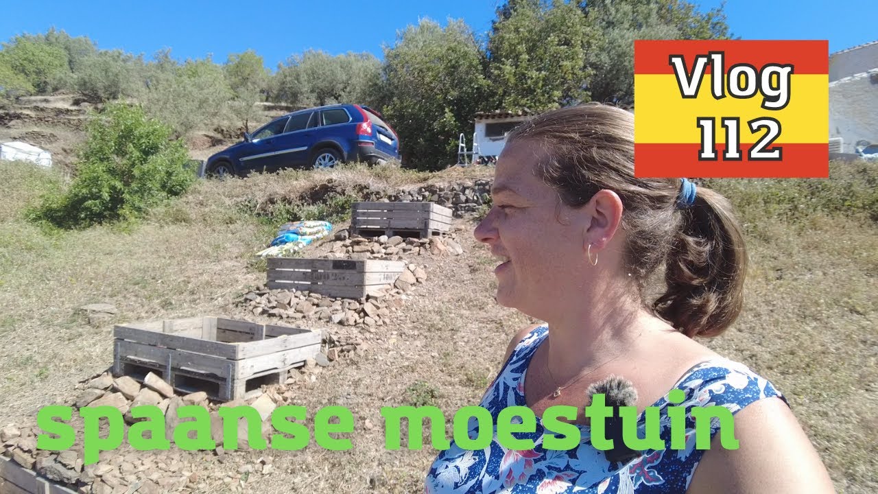 DE PALEN VOOR DE OVERKAPPING STAAN! | DE EERSTE MOESTUIN BAKKEN GEVULD ...