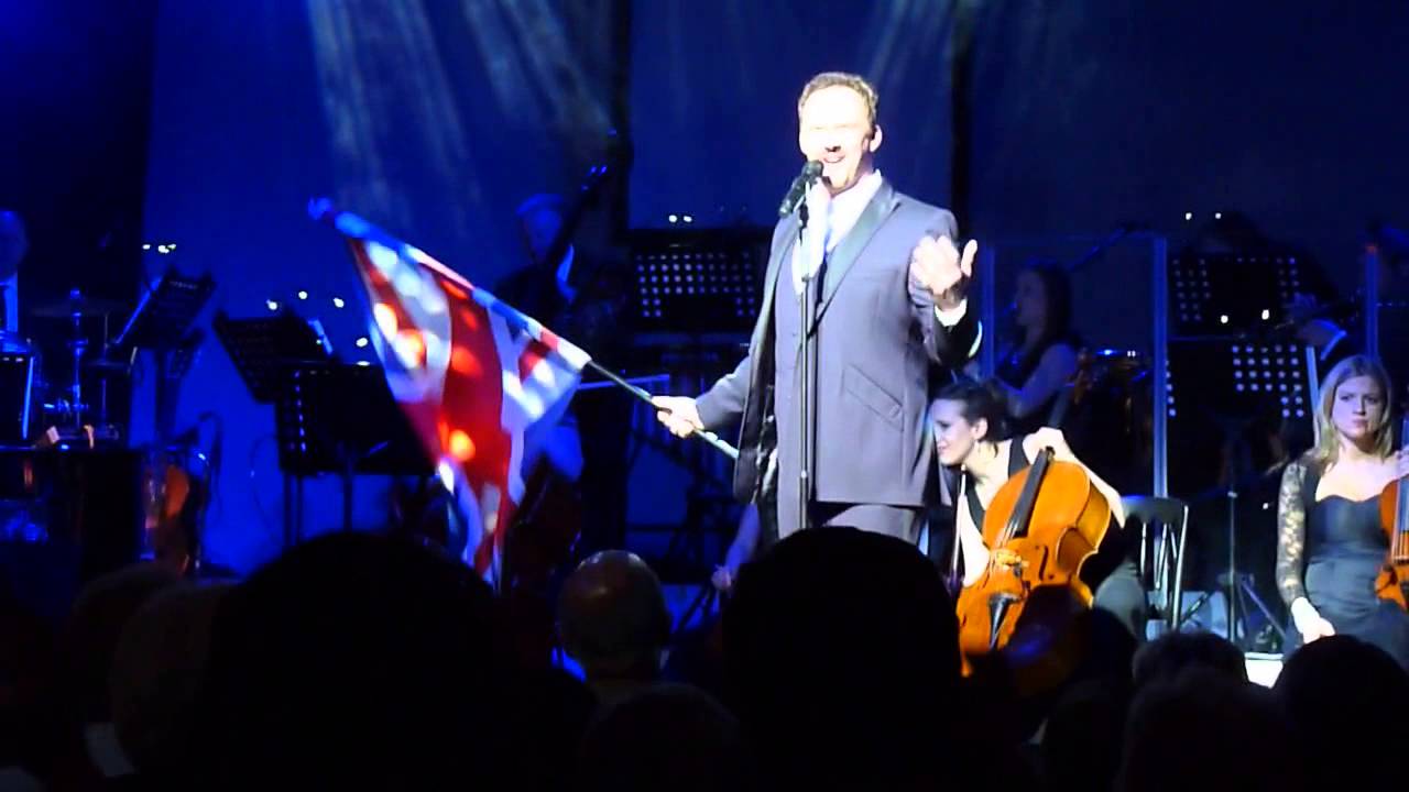 Russell Watson one Man Tour Southend - YouTube