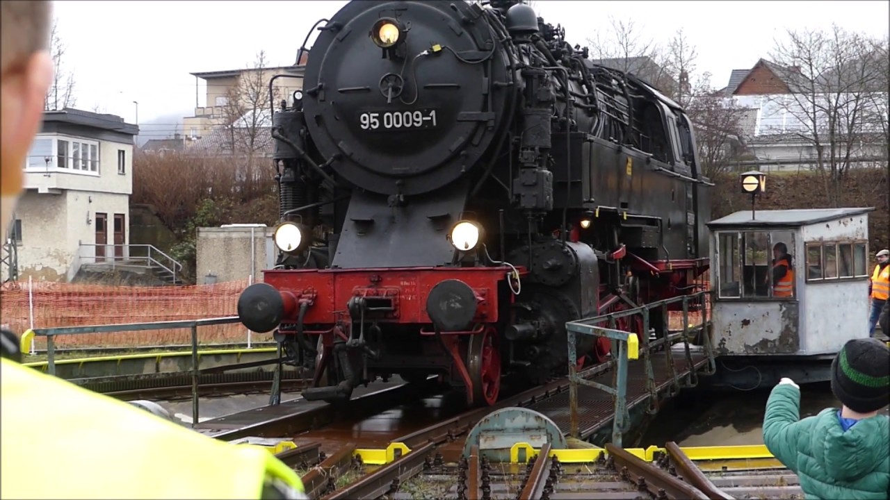 23.12.2018 Dampflok BR 95 Sonneberger Lokbahnhof - YouTube